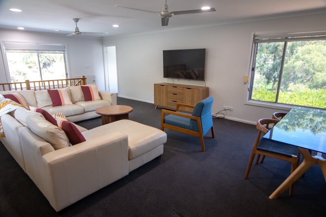 Sandy Pool Shack - Pet Friendly - Unwind Holidays