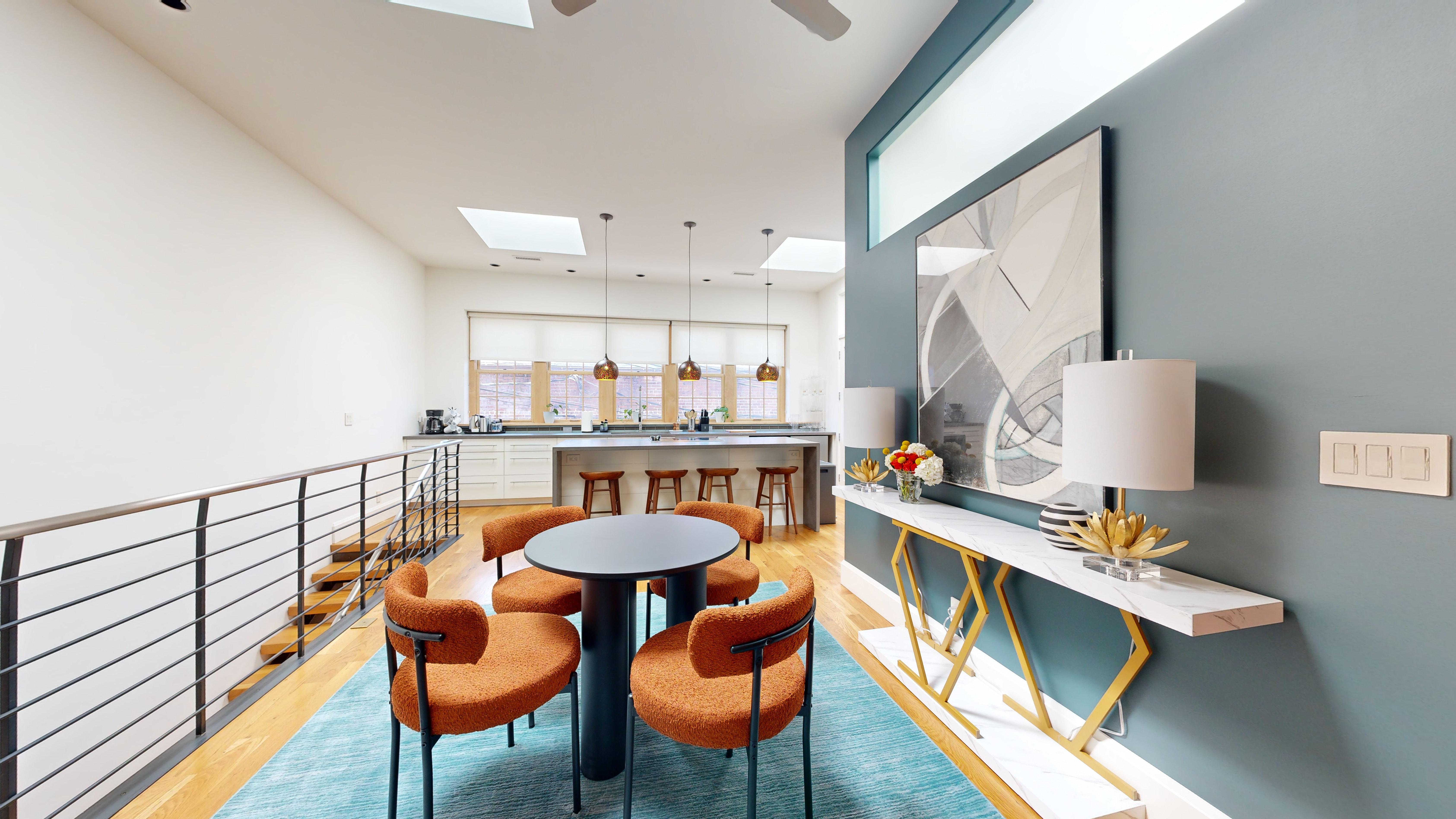 Wolf Den Loft Downtown AVL – POP Rentals