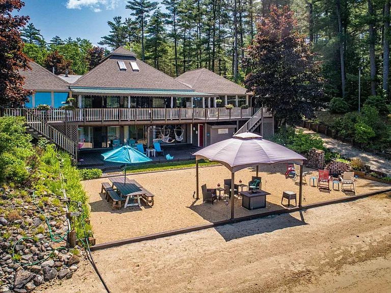 Luxury Lake House With Tiki Bar And Hottub - Stunning Family Retreat - New Hampshire (State)