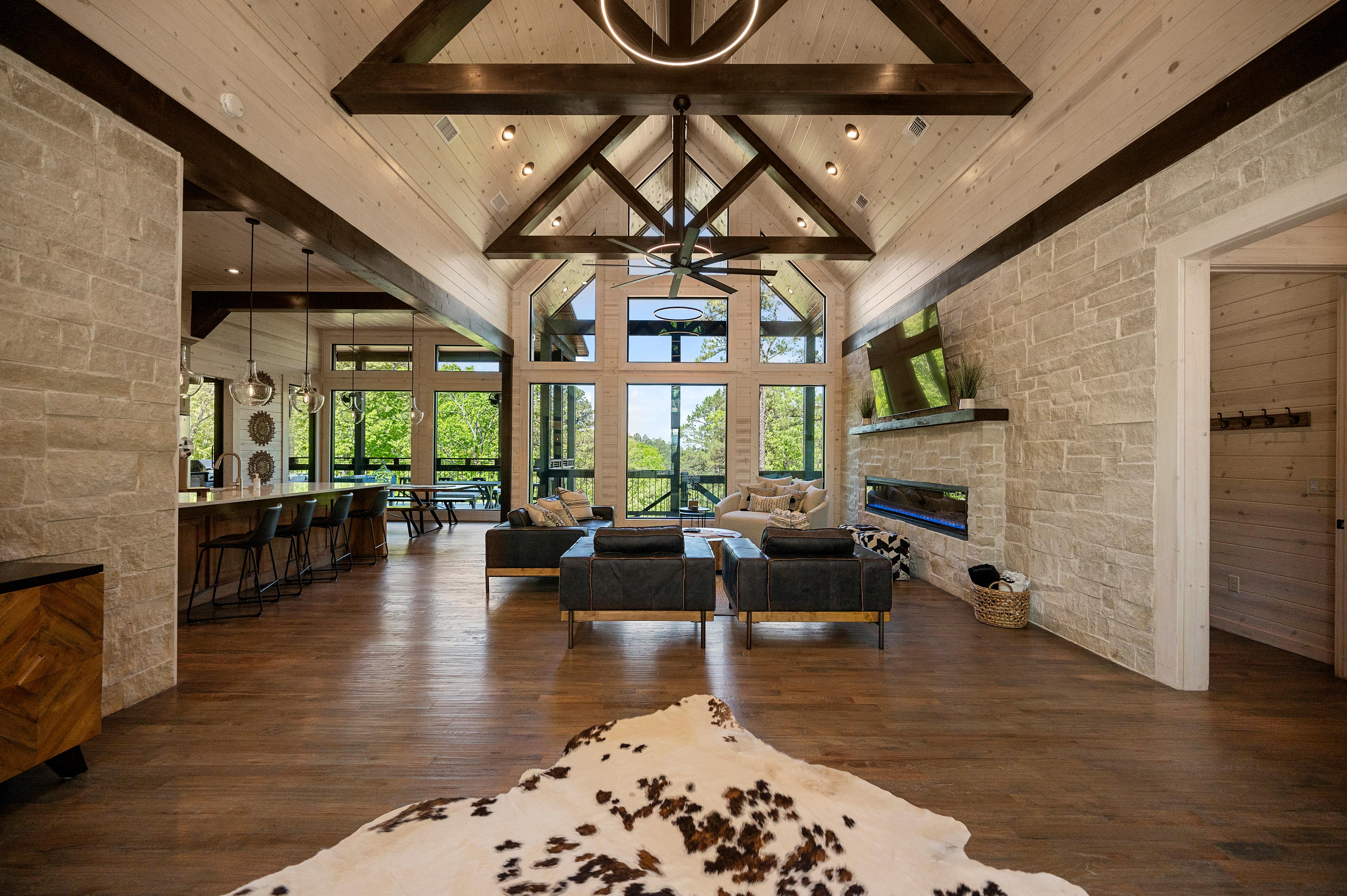 Modern Moose Lodge- Brand NEW Ultra-Luxury Cabin W/ ALL The Amenities ...