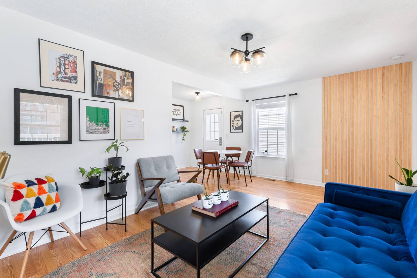 Beauty | Downtown Nashville | 5 Queen Beds! - Nashville, TN