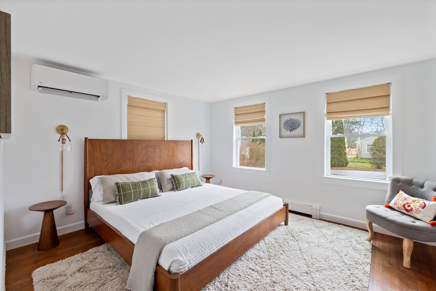 Salt Breeze Bungalow - Close To Beaches And Town - Kennebunk, ME
