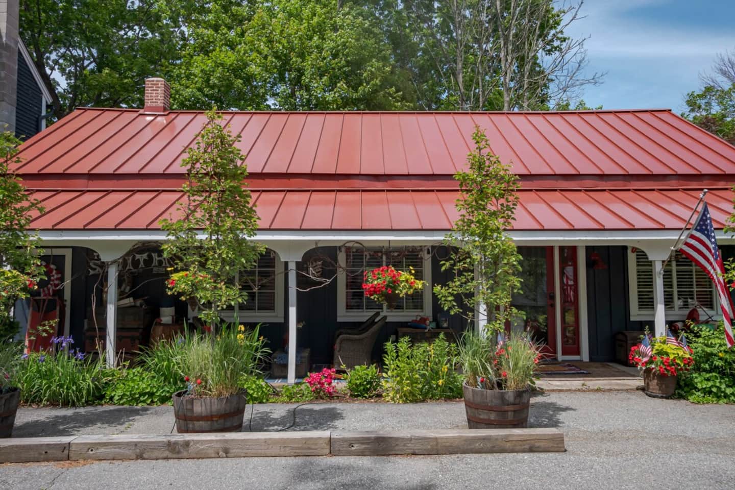 Charming Cottage With Fire Pit And Cozy Ambiance - Delightful Retreat - Stonington, CT