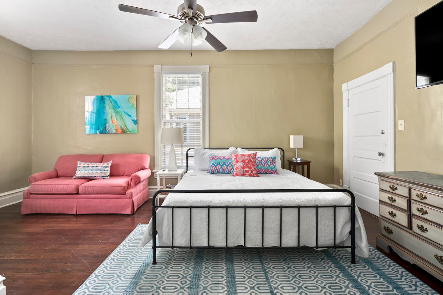Stay Together, Spread Out | 3br | Sleeps 7 - Montgomery, AL