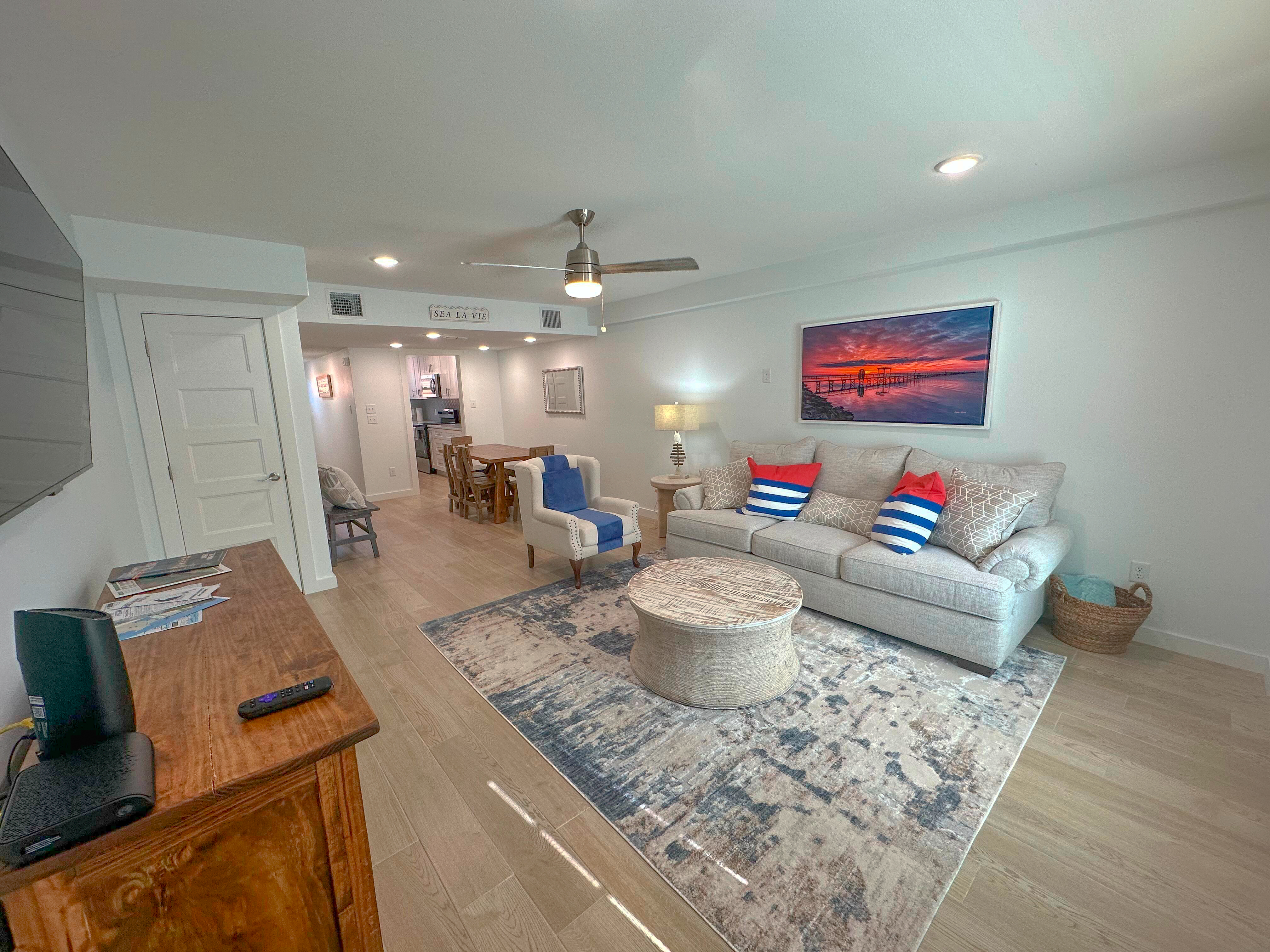 Luxurious Coastal Escape And Community Pool - Stunning Townhome Haven - Rockport, TX